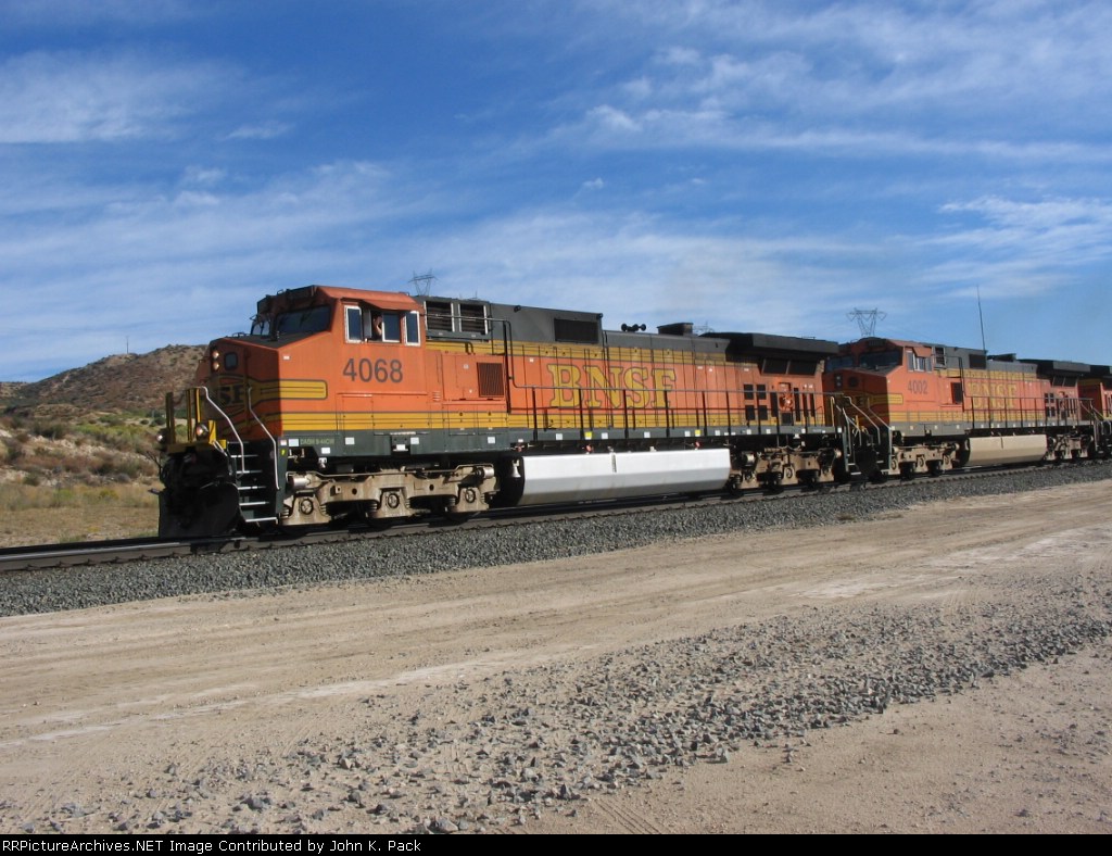 BNSF 4068